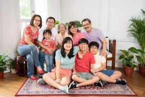 Multi-Generation Big Family Photoshoot - Oh Dear Studio Photography