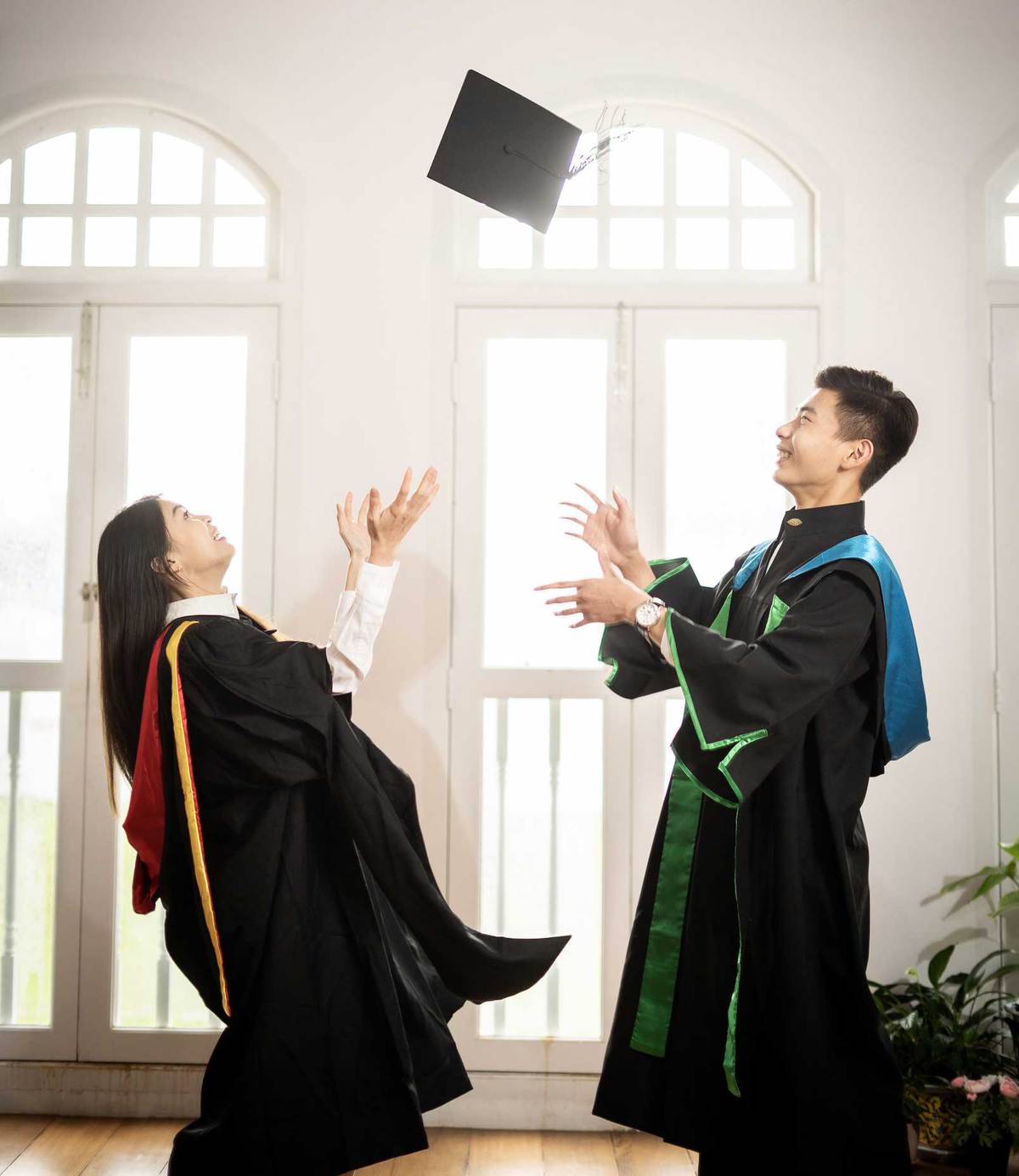 How to Prepare for Your Graduation Photoshoot - Oh Dear Studio Photography