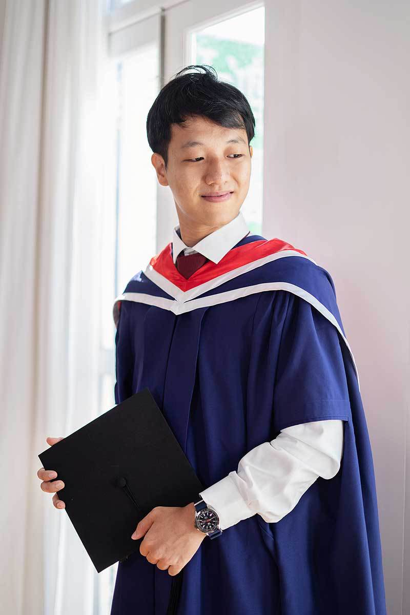 How to Prepare for Your Graduation Photoshoot - Oh Dear Studio Photography