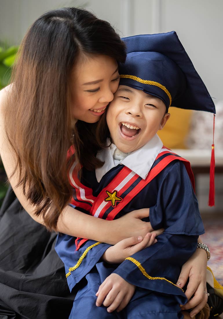 k2 Graduation Photoshoot - The Ultimate Packing List! Oh Dear Studio