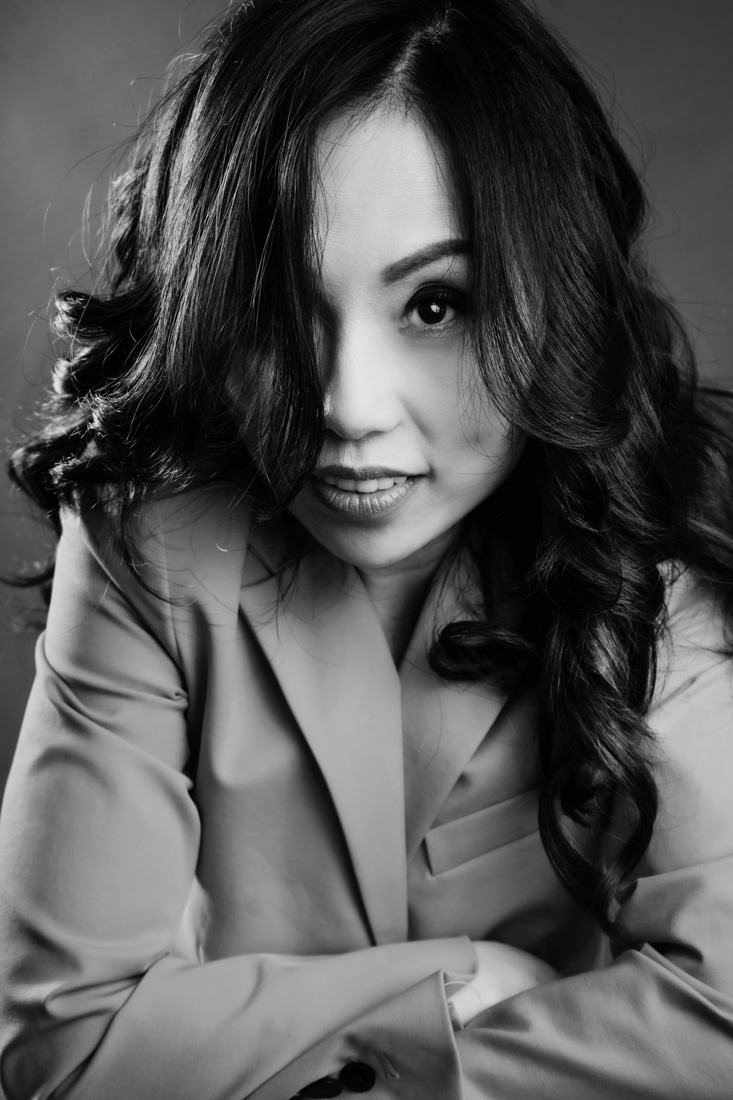 Personal & Individual Glamour Photoshoot Studio in Singapore