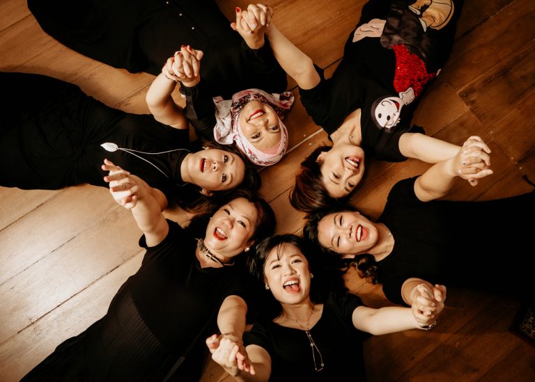 Personal & Individual Glamour Photoshoot Studio in Singapore