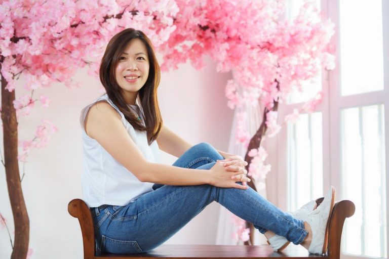 Friendship BFF Photoshoot Studio Experience - Oh Dear Studio Photography