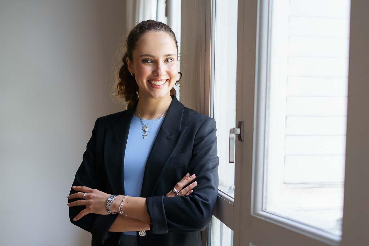 Understanding Corporate Photography, difference between headshot and ...