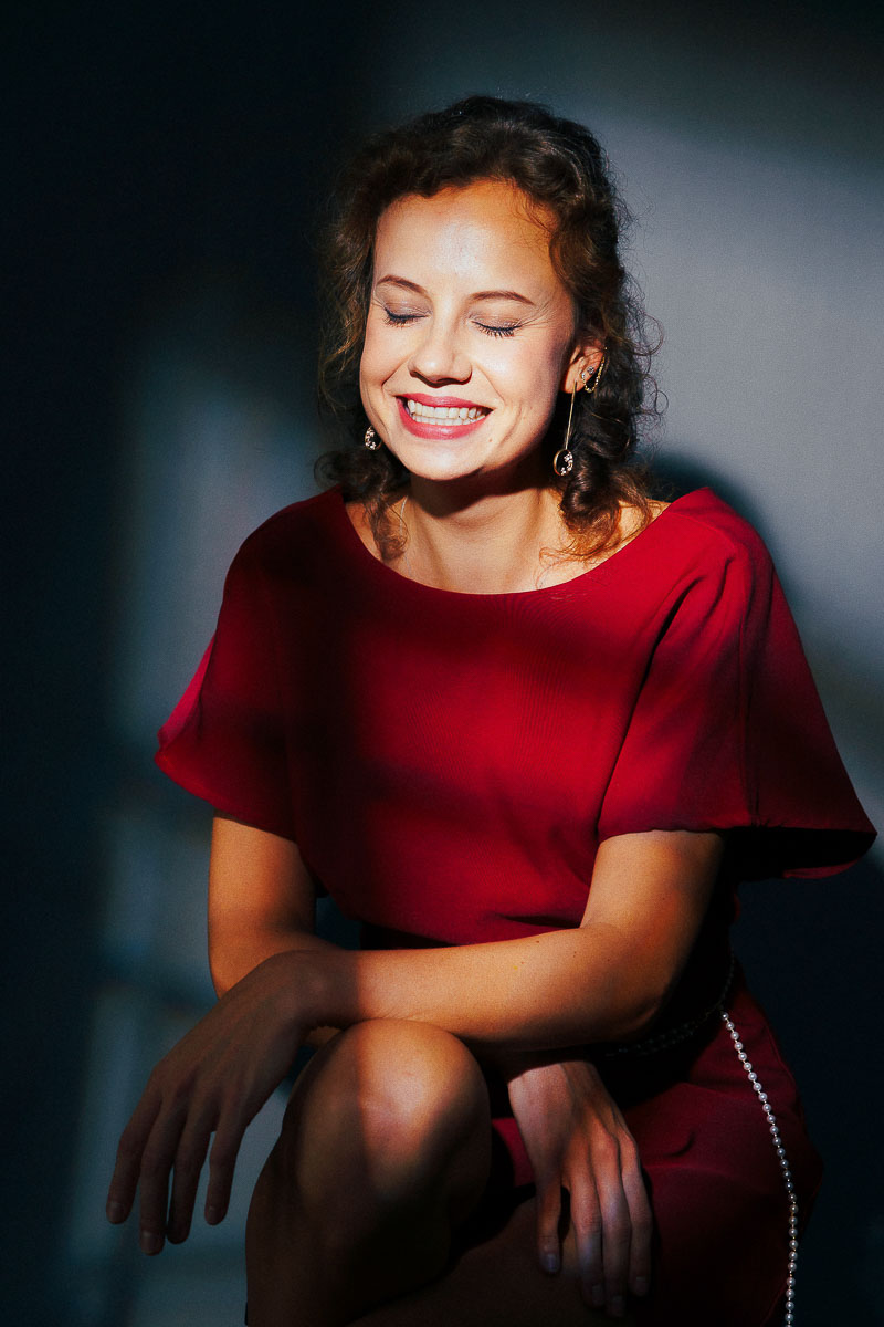 Glamour Solo Portrait Photoshoot Studio Experience - Oh Dear Studio ...